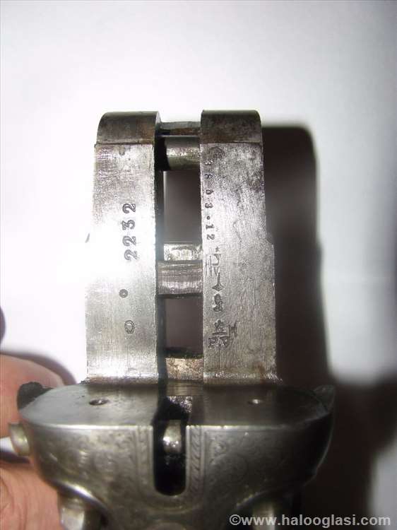 Prodaja puške nemačkog Generala Franza Neuhausena | Halo Oglasi