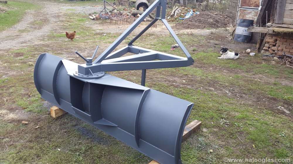 Raonik za traktor zadnji | Halo Oglasi