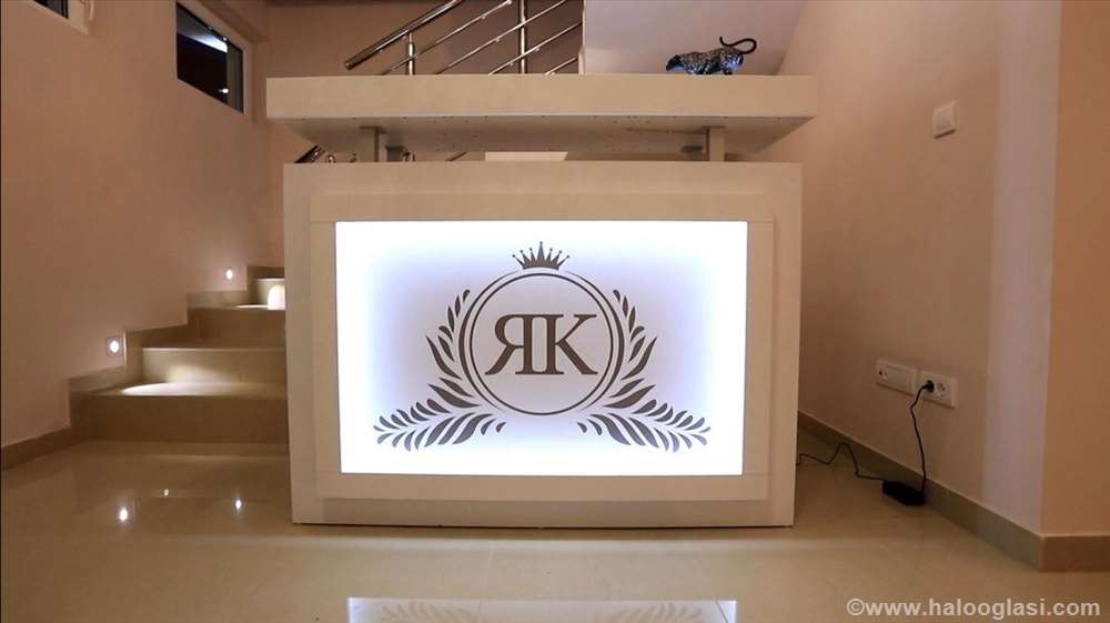 Led pult | Halo Oglasi