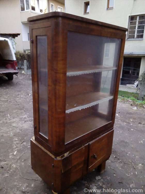 Vitrina | Halo Oglasi