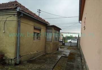 Prodaja kuća Batajnica | Halo oglasi nekretnine