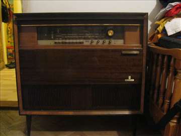 Antikvitetni radio aparati i gramofoni | Halo oglasi