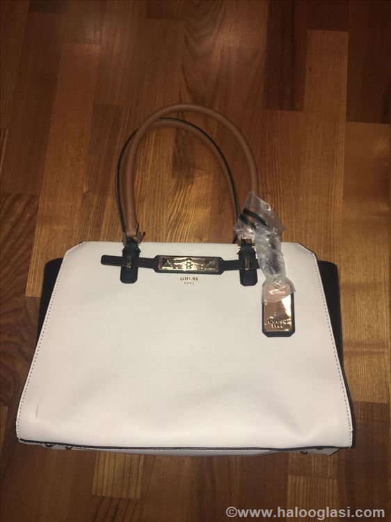 Guess tasna | Halo Oglasi