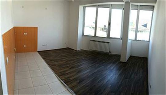 Izdavanje stanova Surčin | Halo oglasi nekretnine