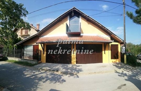 Prodaja kuća Kragujevac Šumarice | Halo oglasi nekretnine