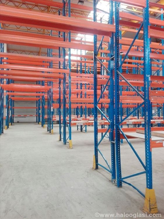 Magacinski, paletni regali | Halo Oglasi