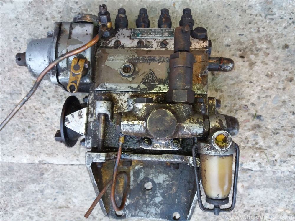 Delovi za traktor 558 | Halo Oglasi