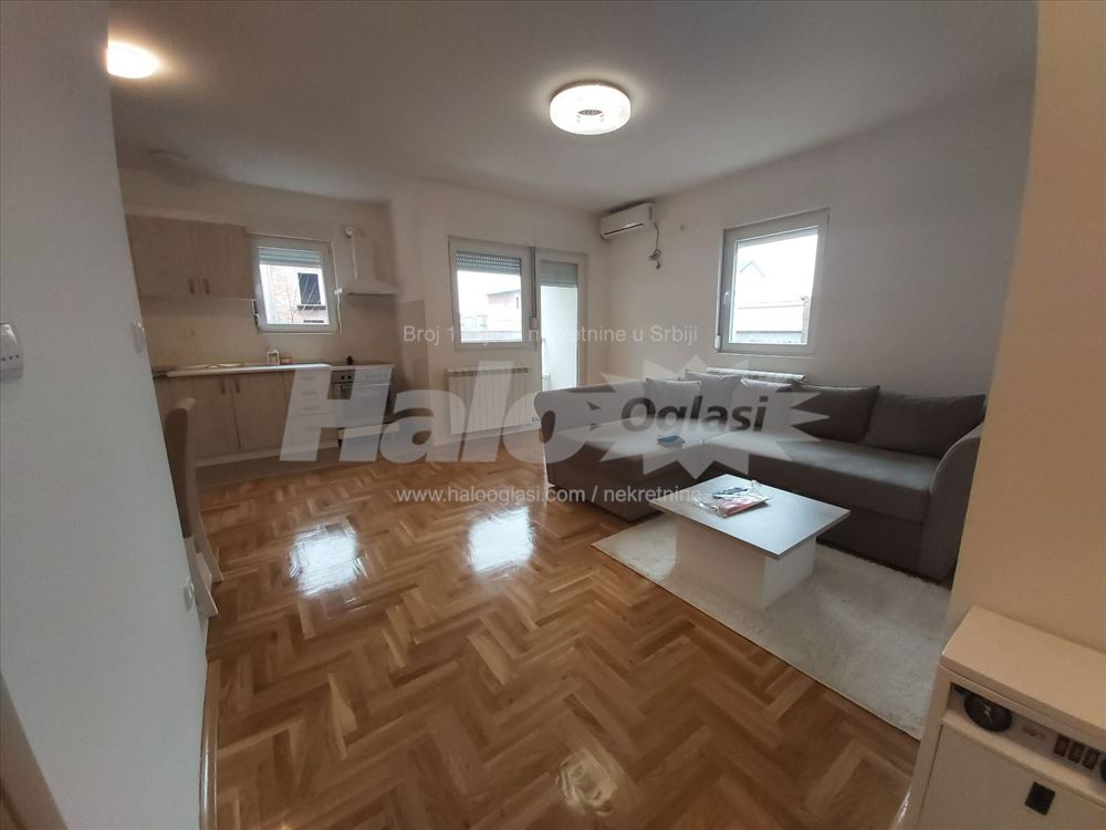 Stan 42m2 Altina | Halo Oglasi