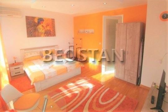 Izdavanje stanova Beograd | Halo oglasi nekretnine