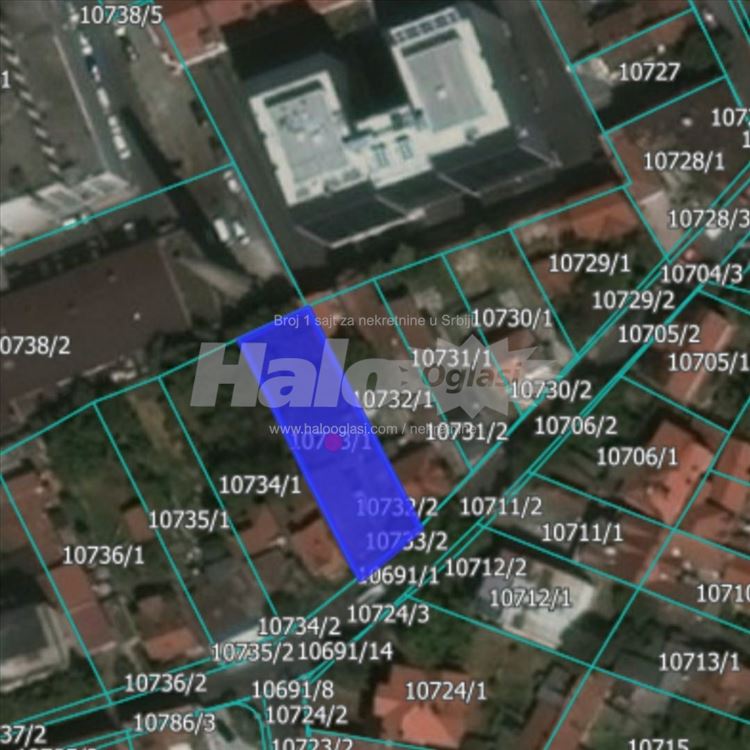 Senjak, plac iza hotela Radisson Old Mill, 6ar | Halo Oglasi