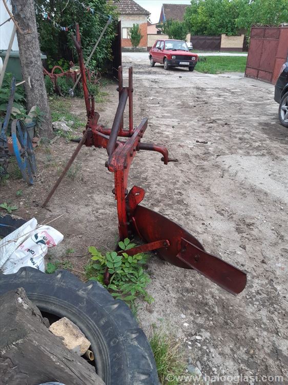 Plug IMT 752 | Halo Oglasi