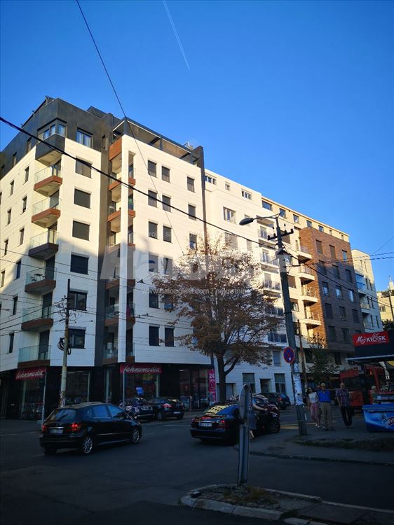 Direktna prodaja lux stan Crveni Krst | Halo Oglasi