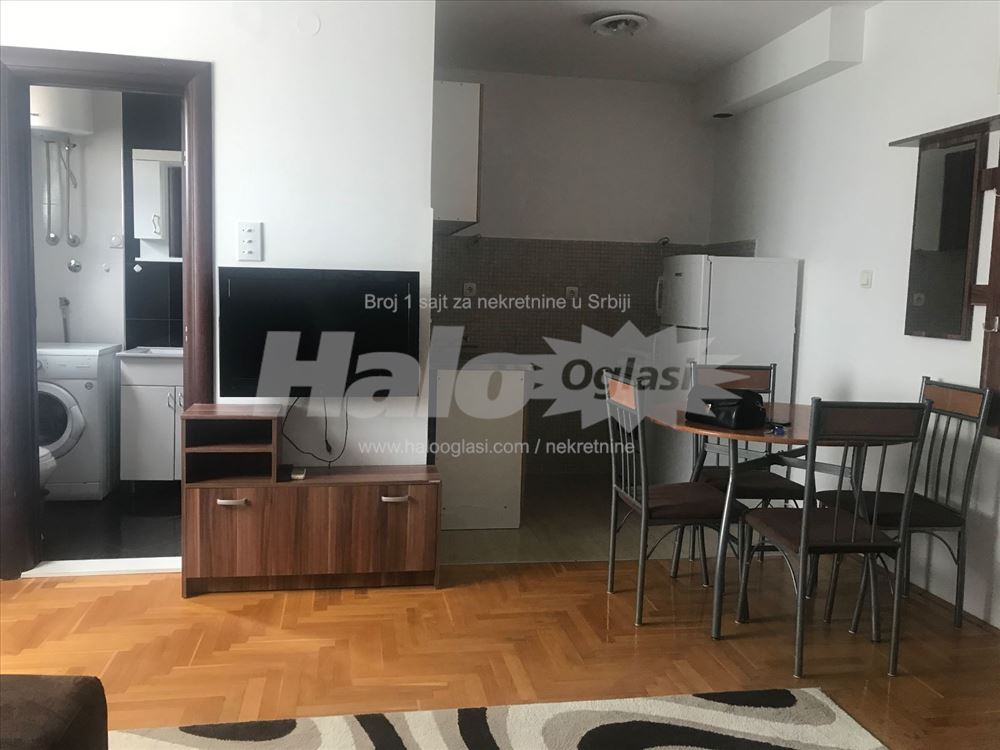 stan 30 m2 | Halo Oglasi