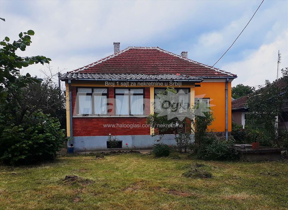Porodicna kuca u centru Mataruske Banje | Halo Oglasi Porodicna kuca u centru Mataruske Banje | Halo Oglasi
