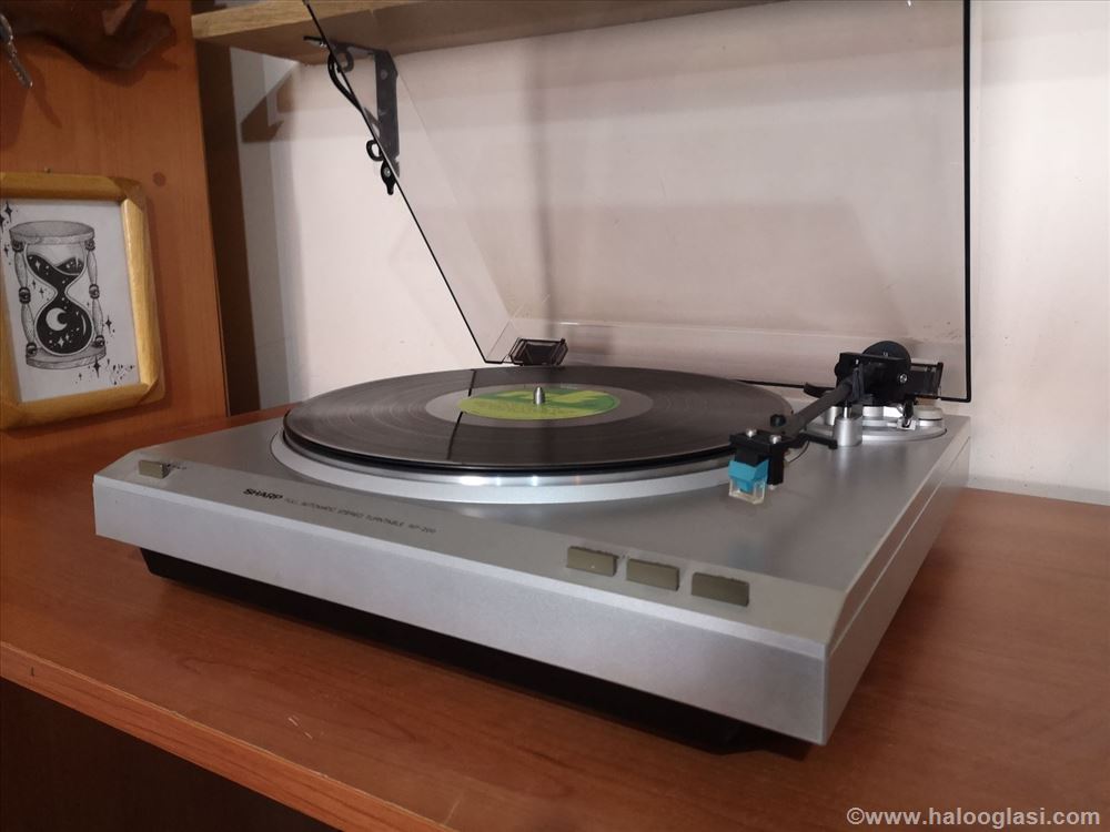 Sharp RP - 200 Full automatic stereo | Halo Oglasi