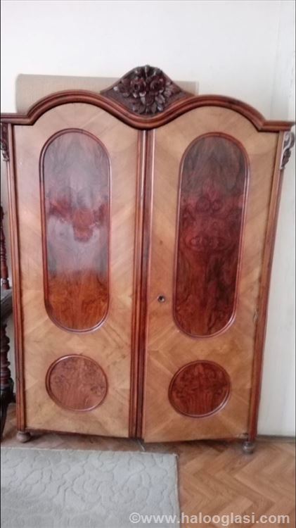 Dva starinska ormara | Halo Oglasi