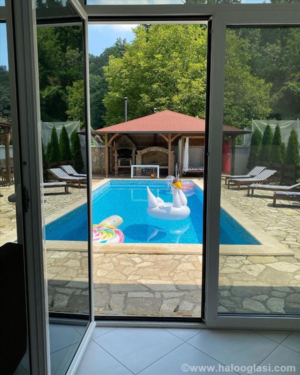 Pool Event Centar | Halo Oglasi