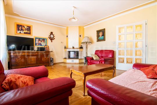 Prodaja kuća Altina | Halo oglasi nekretnine