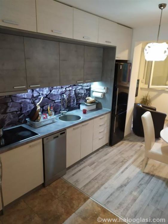 Karaburma, Husinskih rudara, 56m2, 63000 | Halo Oglasi