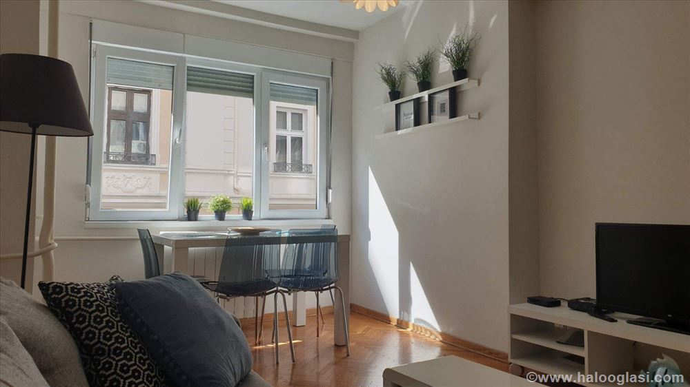 Topličin venac, renoviran, funkcionalan, ID 3320 | Halo Oglasi