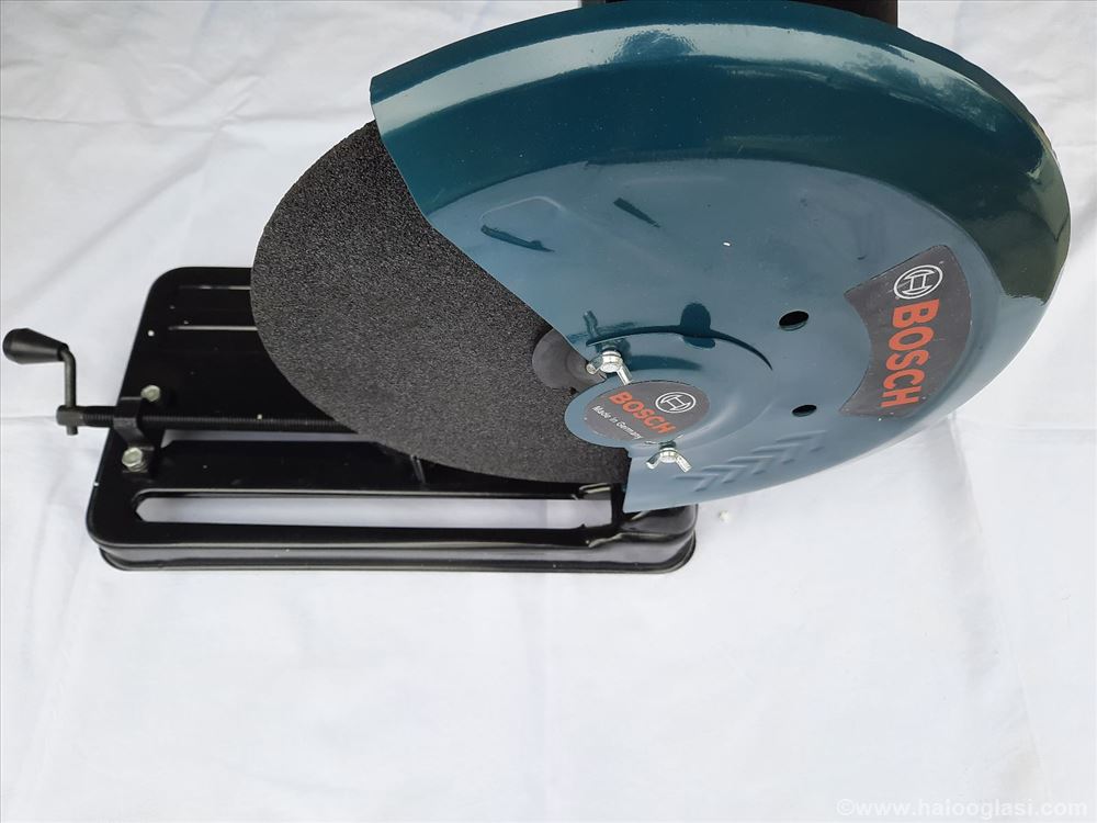 Ger za metal Bosch 2800w | Halo Oglasi