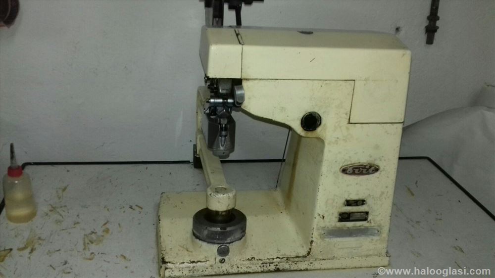 Na prodaju mašina za rastep (raštep) traku, češka | Halo Oglasi