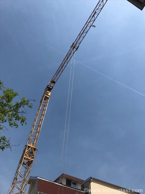 Kran na prodaju | Halo Oglasi