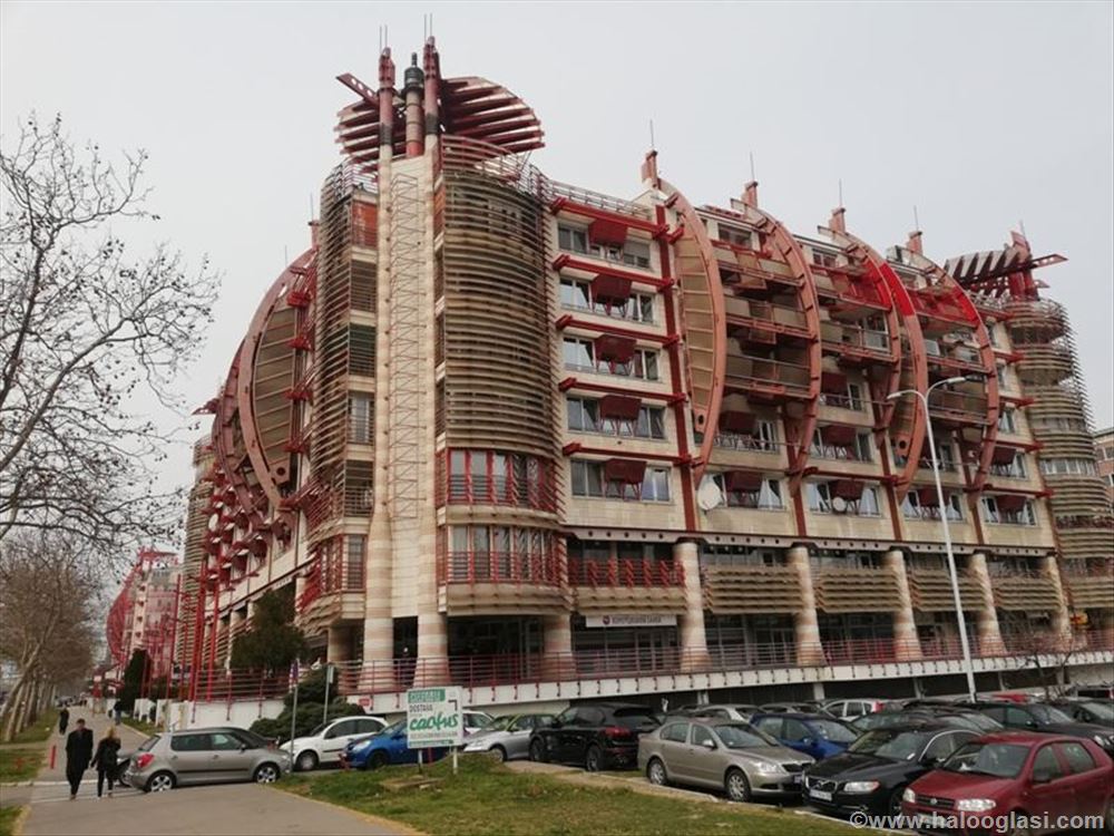 Novi Beograd, Novi Merkator, luksuzan stan 146m2 | Halo Oglasi