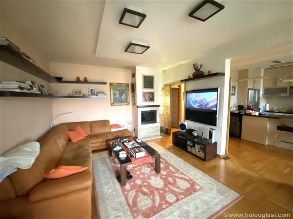 Novi Beograd-Blok 29-Arena-3.0-Garaža-Uknjižen ID# | Halo Oglasi