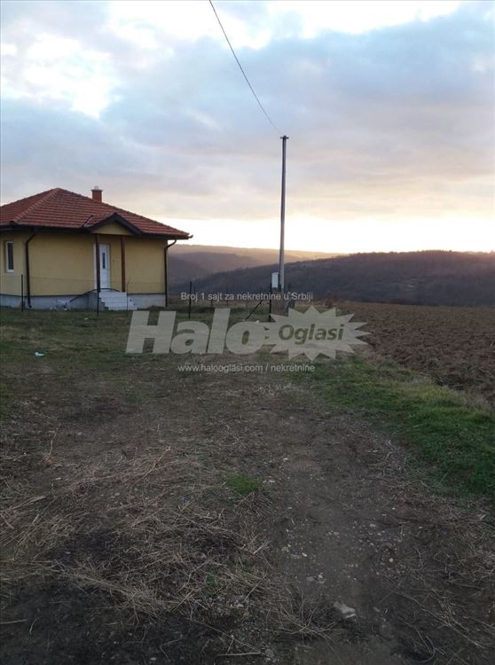 Beograd, Voždovac, Pinosava. | Halo Oglasi