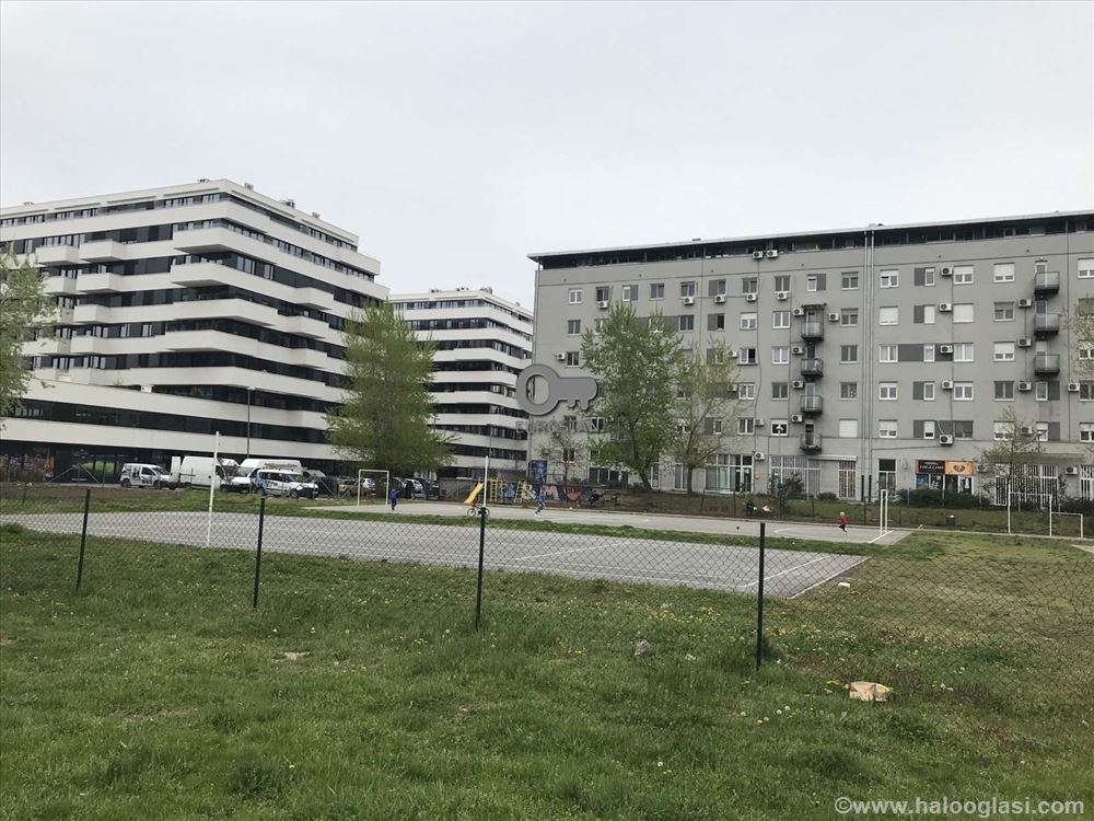 Bulevar Zorana Đinđića BLOK 32 Novi Beograd Beo... | Halo Oglasi