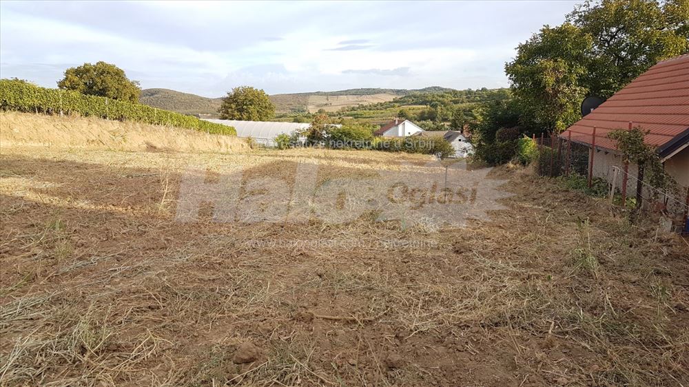 Placevi na prodaju | Halo Oglasi