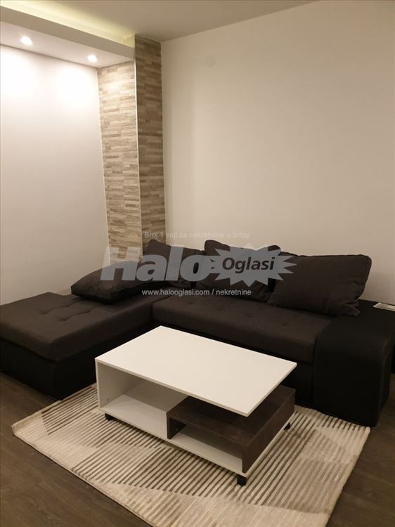 Lux stan stari mekator | Halo Oglasi