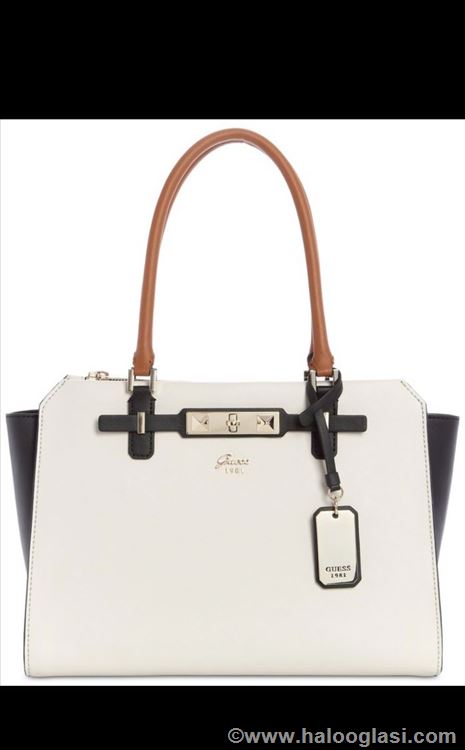 Guess tasna | Halo Oglasi