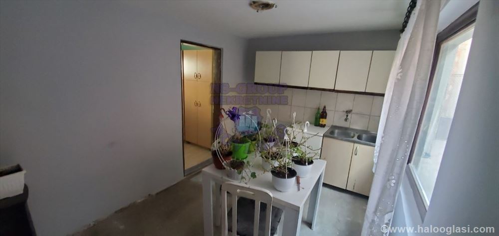 Futog, Stari Futog (centar), Kuća, 3.0, 52m2 | Halo Oglasi