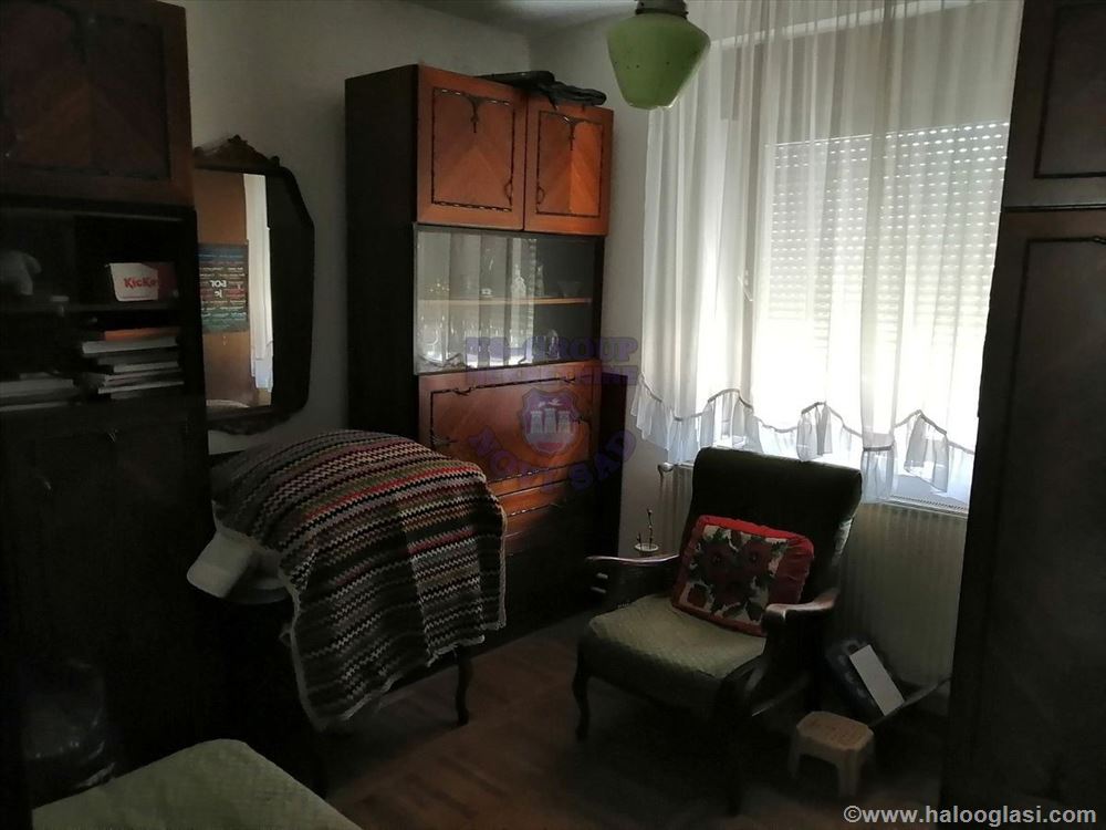 Temerin, Centar, Kuća, 156m2 | Halo Oglasi