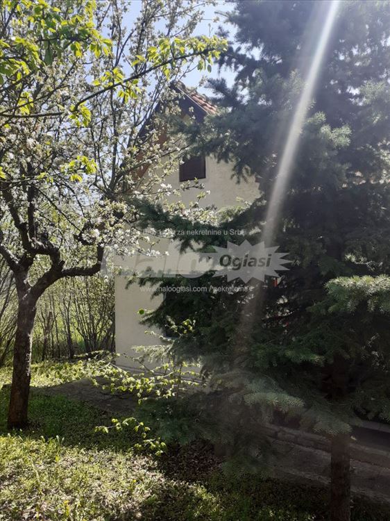 Barajevo-VRANIĆ (Taraiš) VIKENDICA | Halo Oglasi