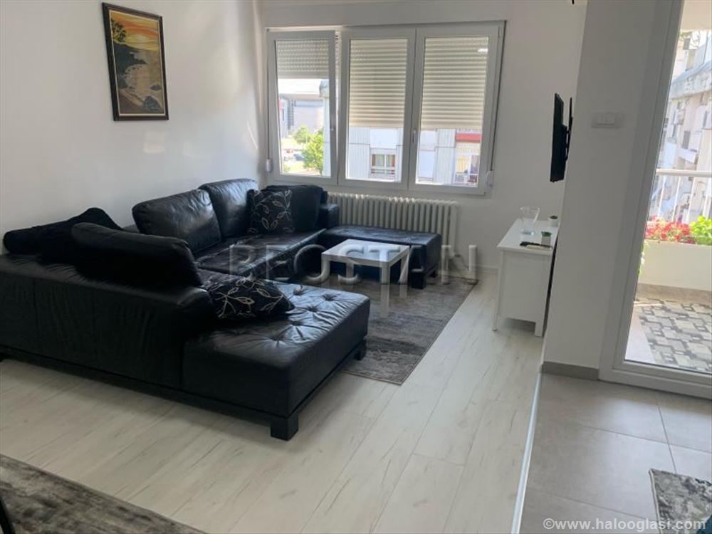 Novi Beograd - Novi Merkator ID#42277 | Halo Oglasi