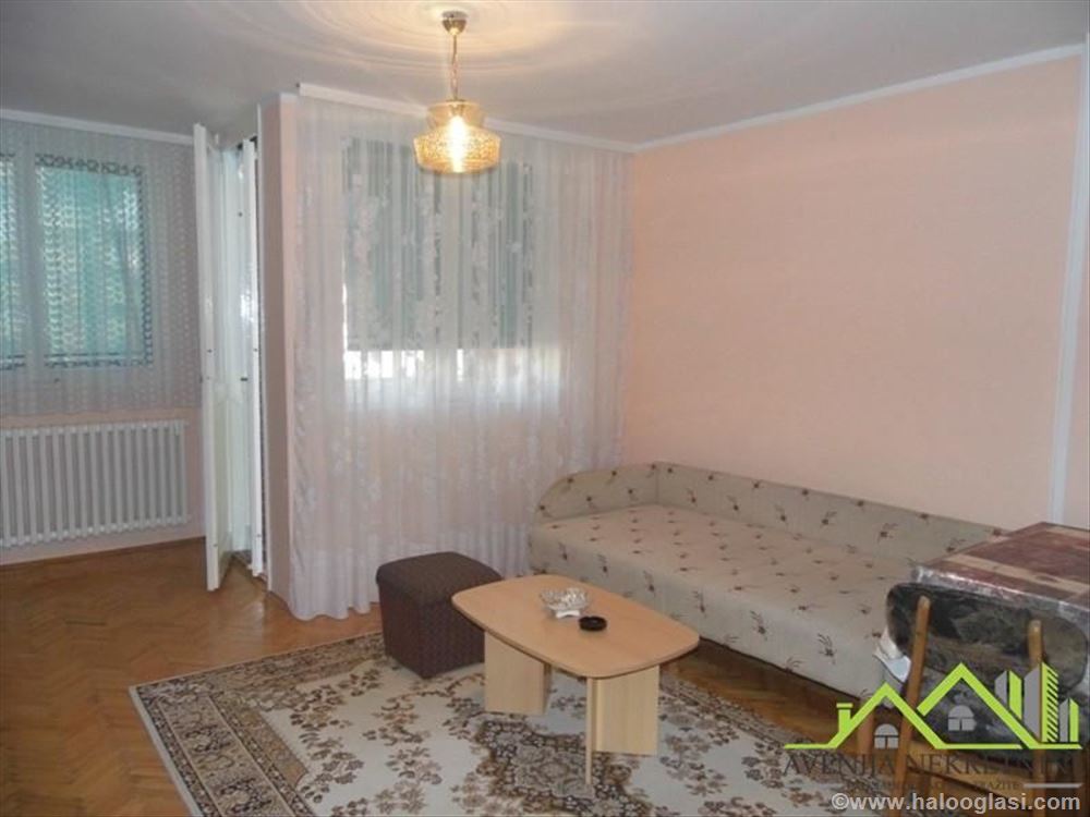 Niš, Bulevar zona 3, Stan, 0.5, 28,00m2 | Halo Oglasi