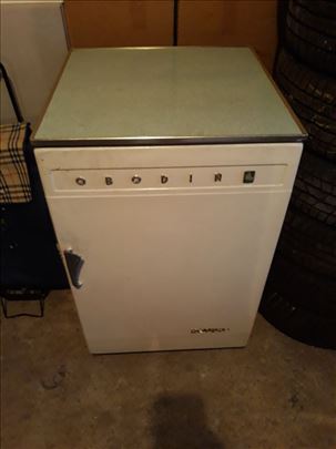 Frižideri i zamrzivači | Halo oglasi