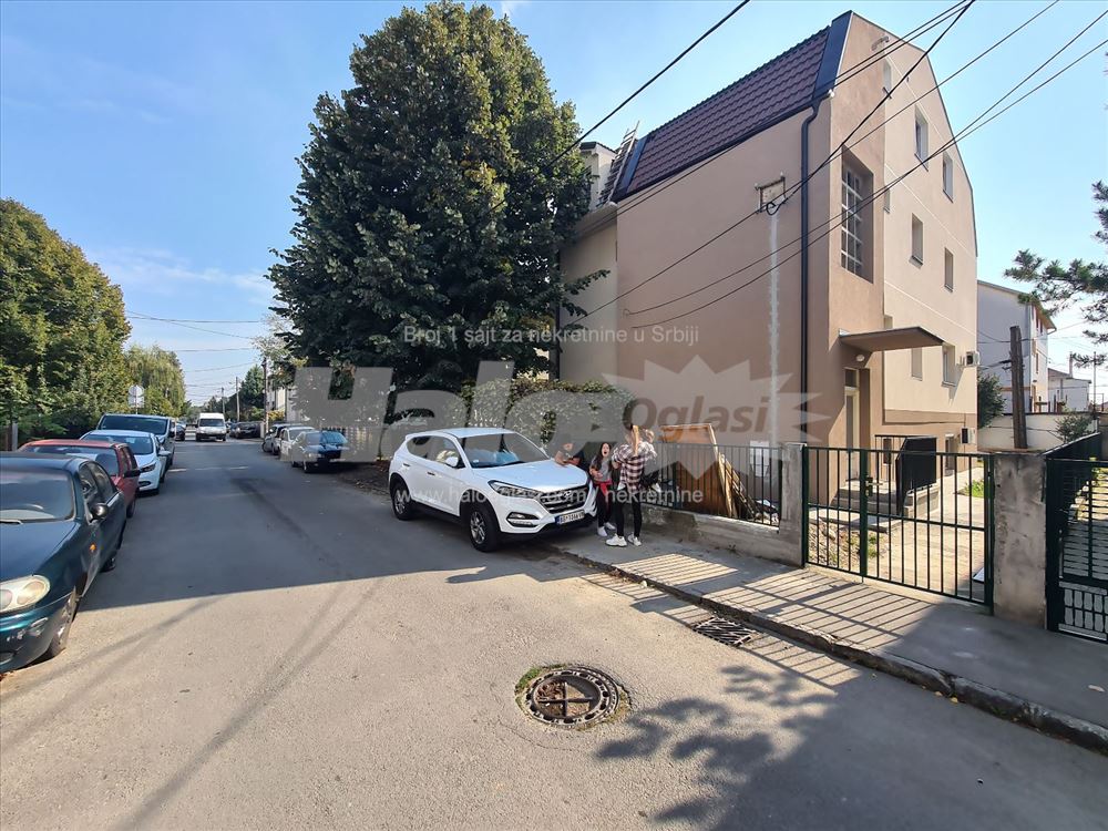 Zemun Solunska 70m2 -novo | Halo Oglasi