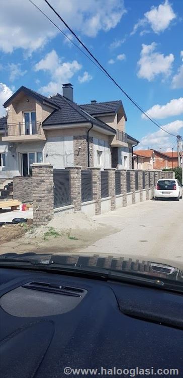 Stil gradnja izvodi rekonstrukcije krovova | Halo Oglasi