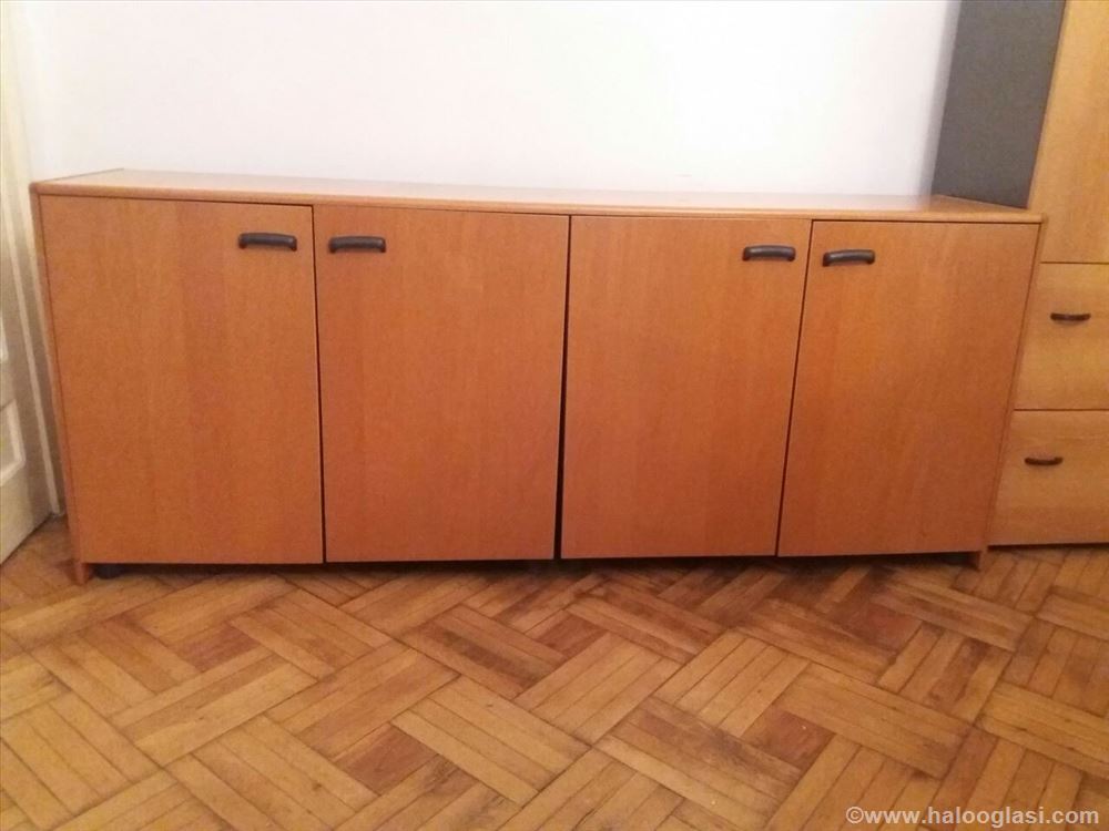 Dve komode spojene gornjom pločom | Halo Oglasi