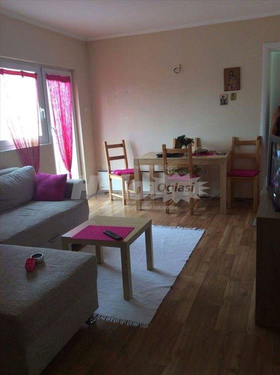Labudovo brdo 70m2 | Halo Oglasi