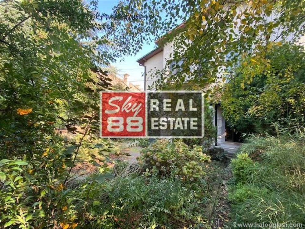 Kuca Senjak , blizina Majdana , perfektan plac , v | Halo Oglasi