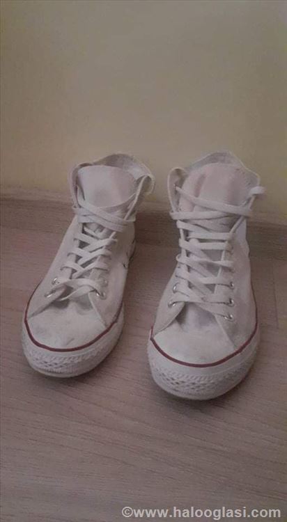 Converse bele starke, broj 42 | Halo Oglasi