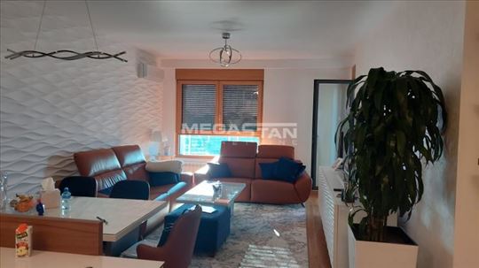 Prodaja stanova Blok 65 | Halo oglasi