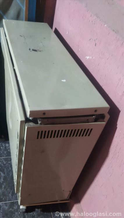 Tea peć u odličnom stanju 3 kilovata | Halo Oglasi