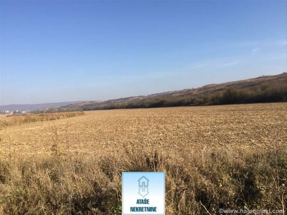 Irig, Batinci, građevinsko zemljište, 6ha 94ari 42 | Halo Oglasi