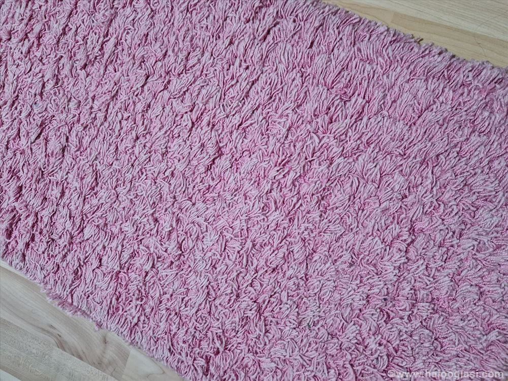 Roze tepih | Halo Oglasi